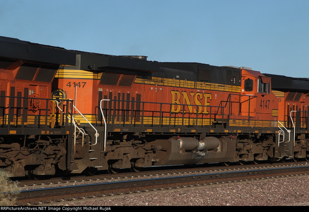 BNSF 4147